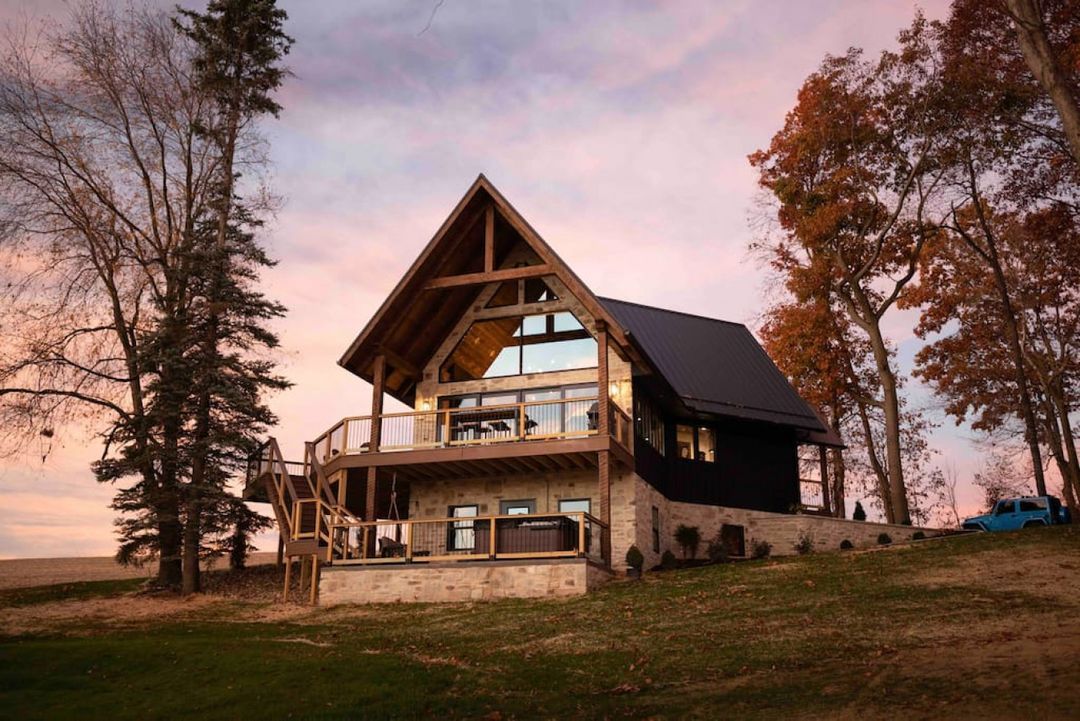 Paradise Lake - Unique Luxurious Short Term Rentals in Ohio