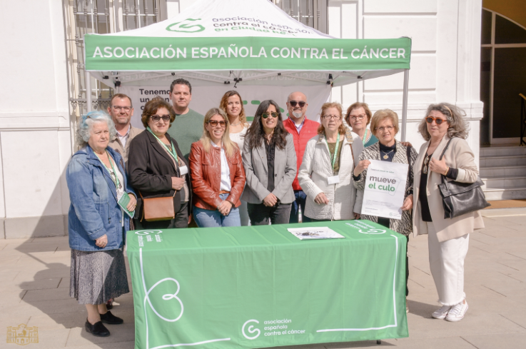 La alcaldesa felicita a la AECC por la campaña informativa sobre ...