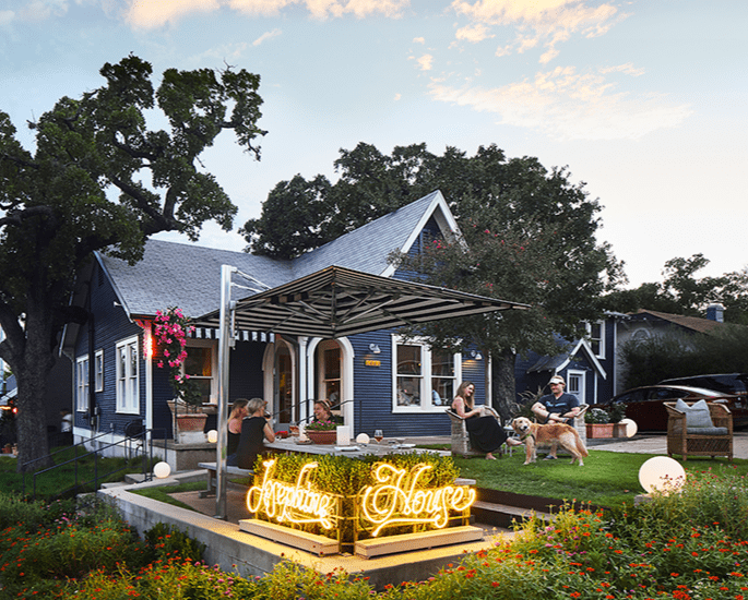 Clarksville | Chloe Chiang Top Central Texas Realtor