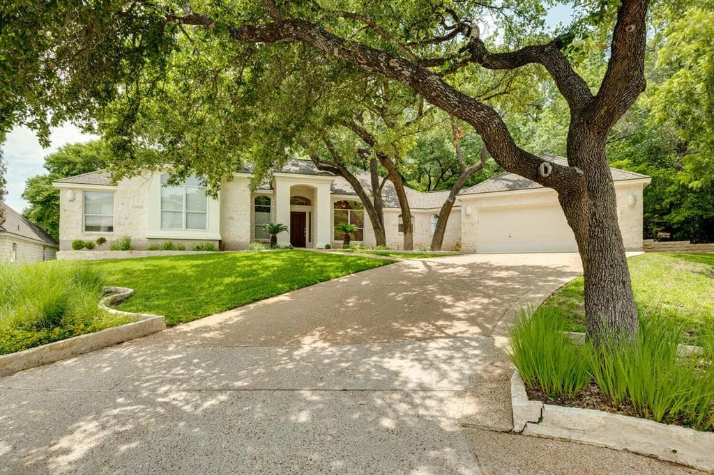 Great Hills | Chloe Chiang Top Central Texas Realtor