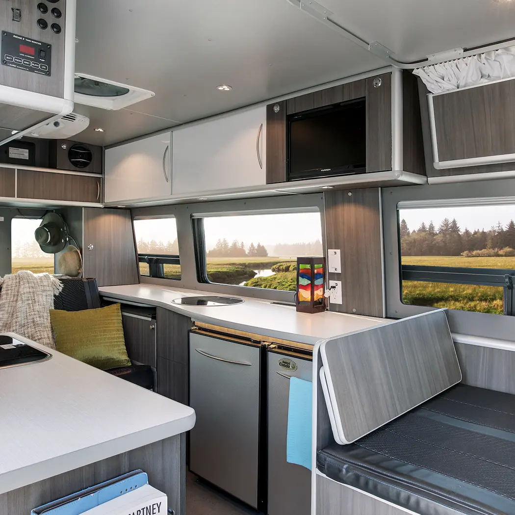 XL PLUS 21' | Ram ProMaster | Safari Condo