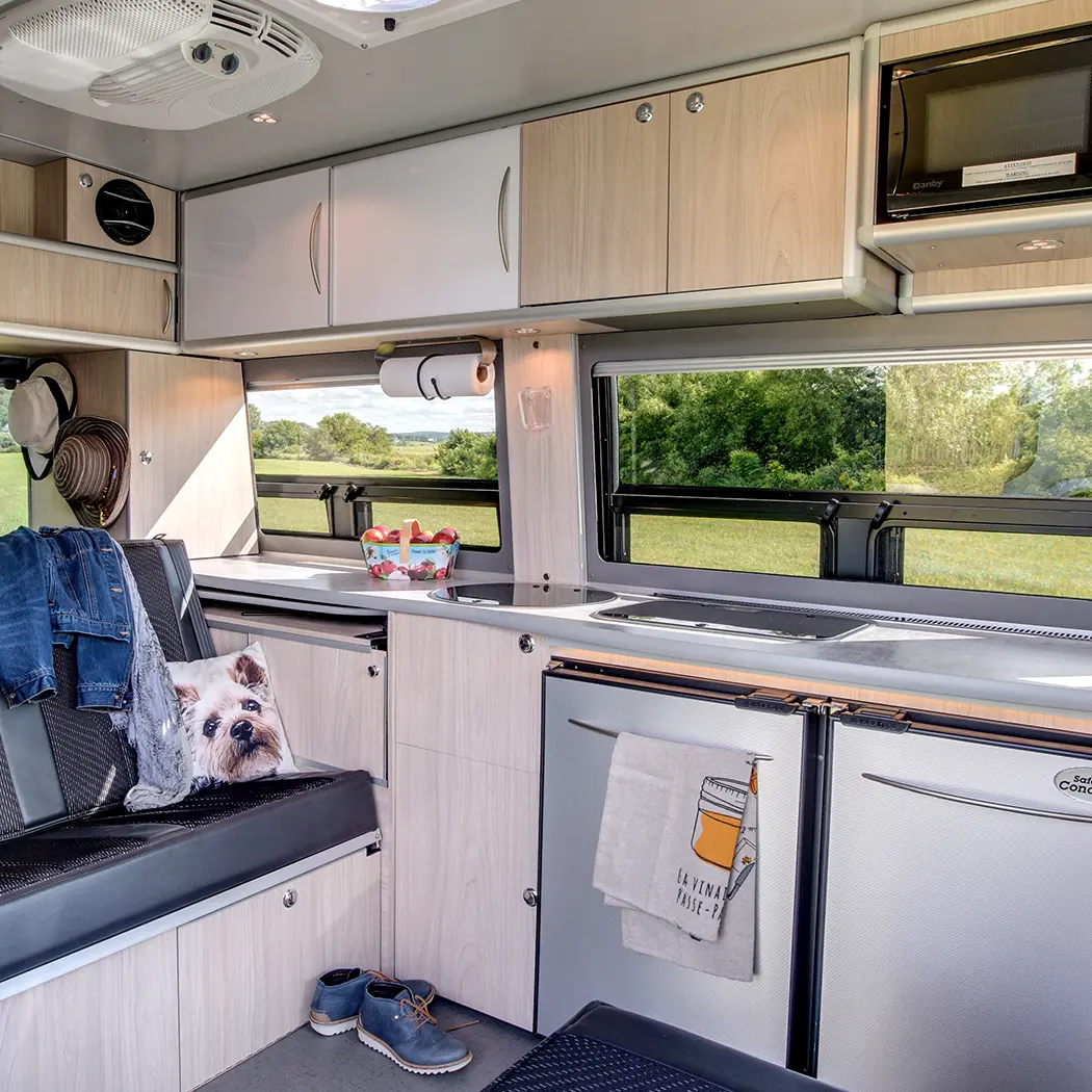 MX 18' | Ram ProMaster | Safari Condo