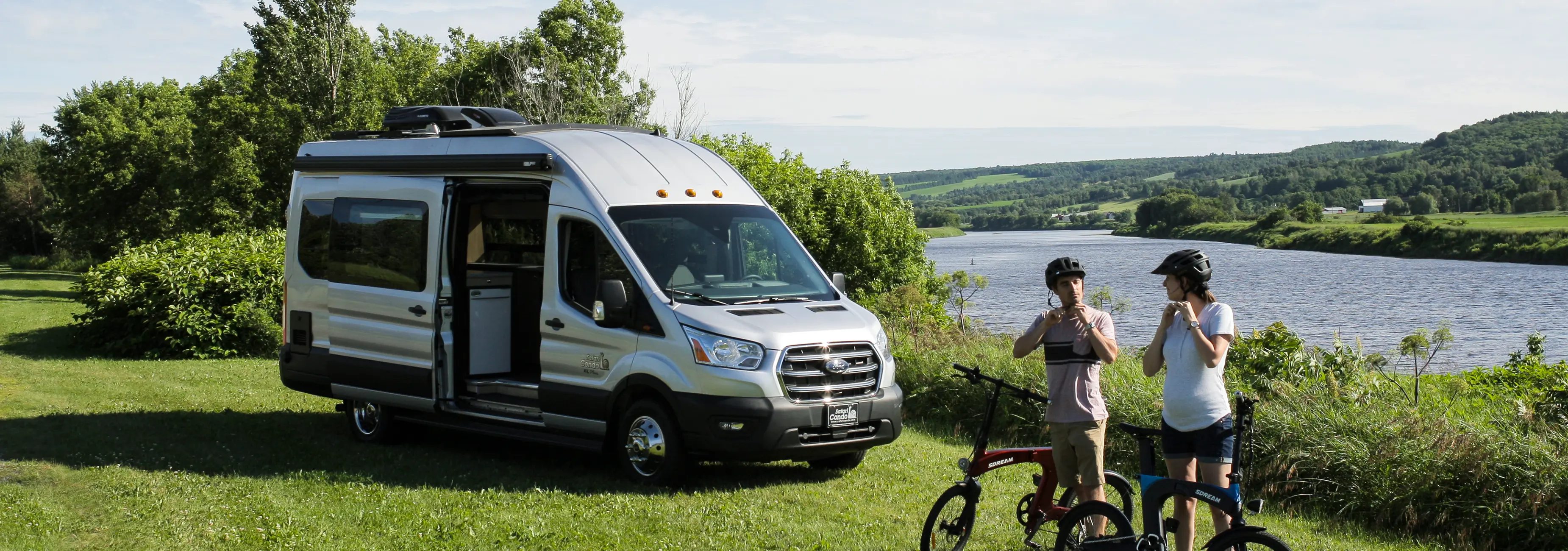 XL PLUS 22' | Ford Transit | Safari Condo