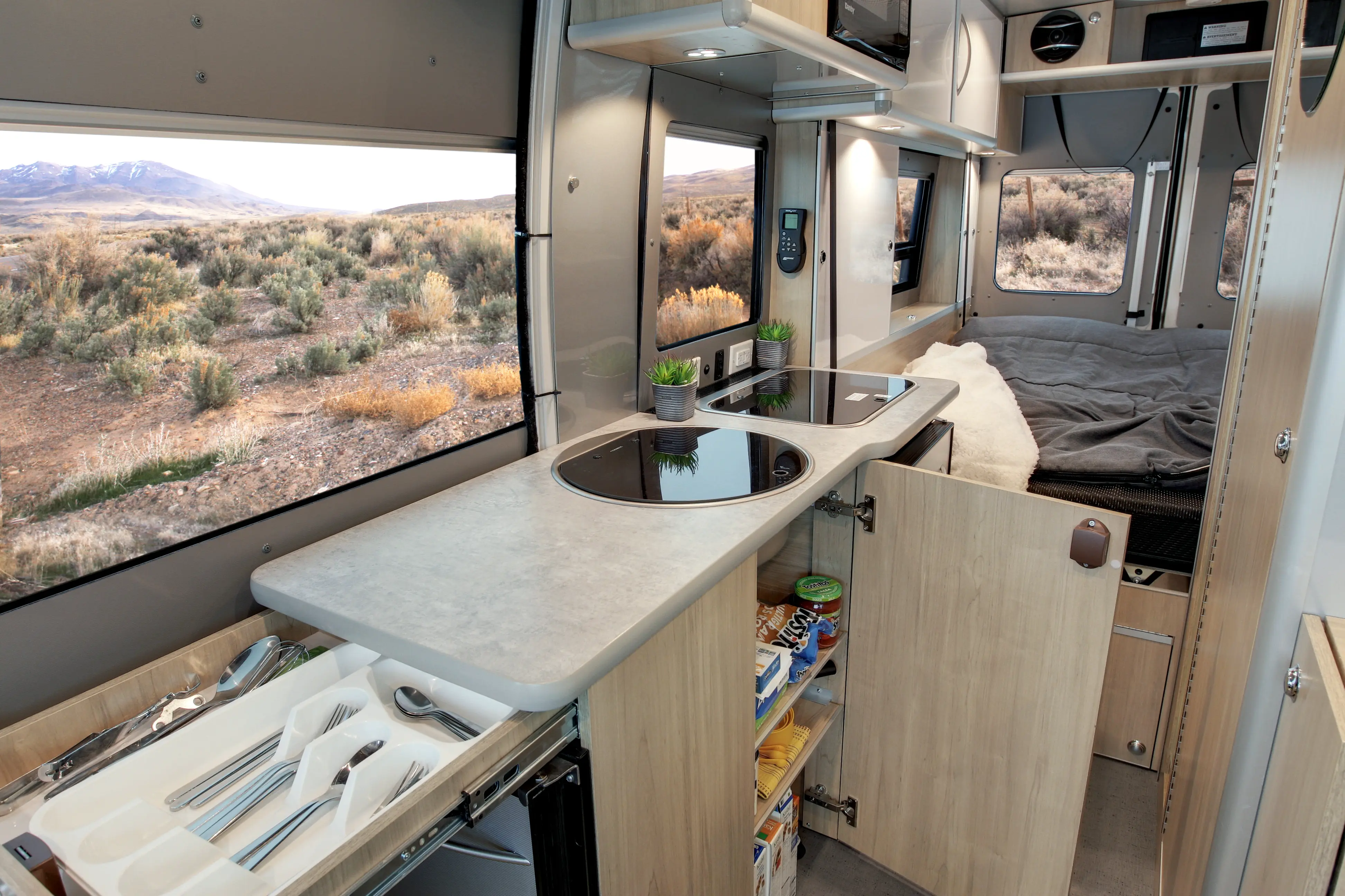 XL FLEX 21' | Ram ProMaster | Safari Condo