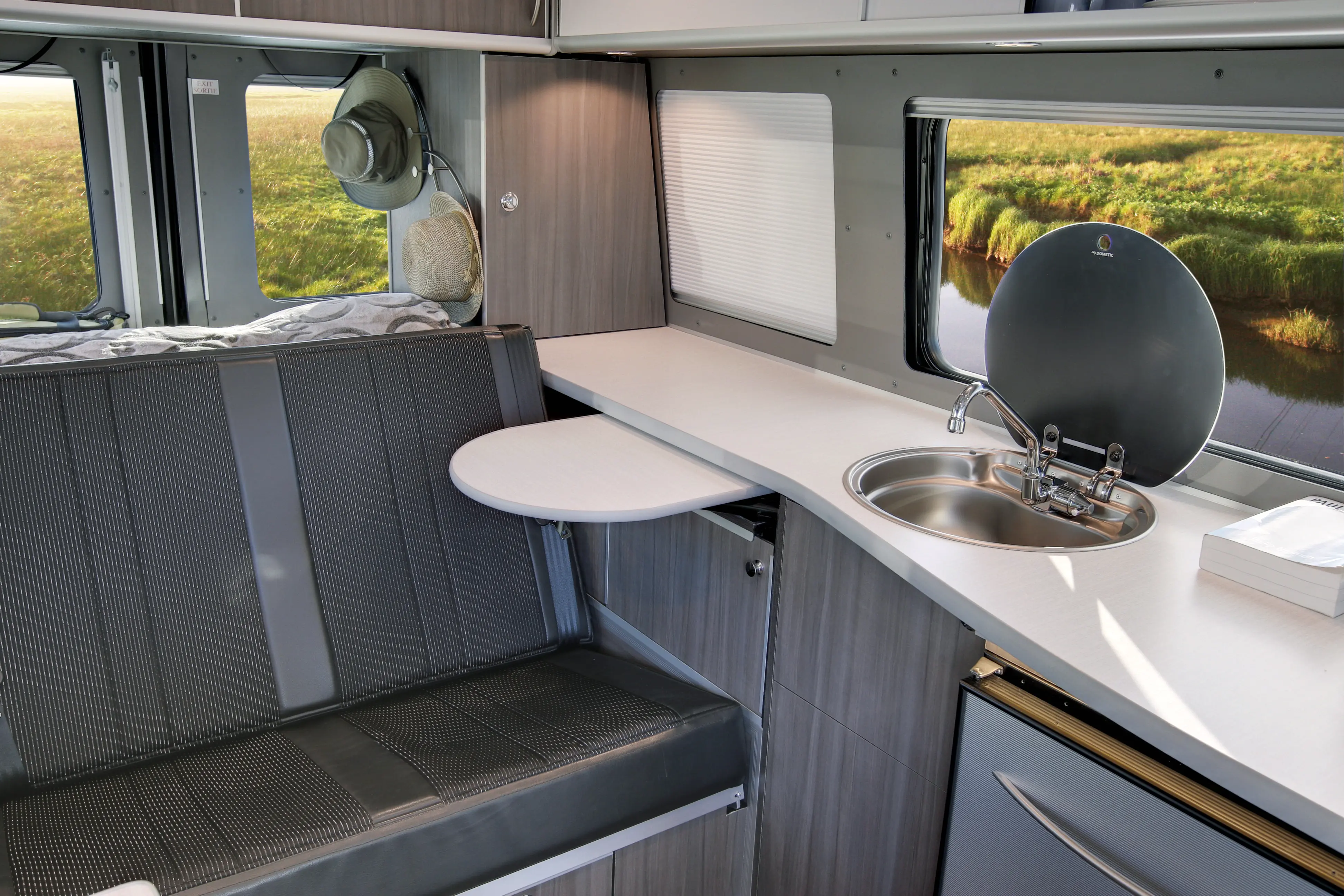 XL PLUS 21' | Ram ProMaster | Safari Condo