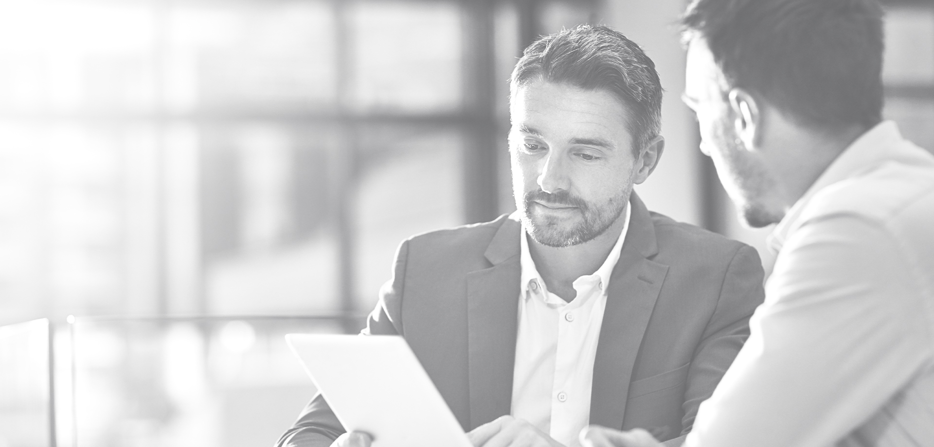 Empiraa Blog: How to Manage Effectively: A Comprehensive Guide