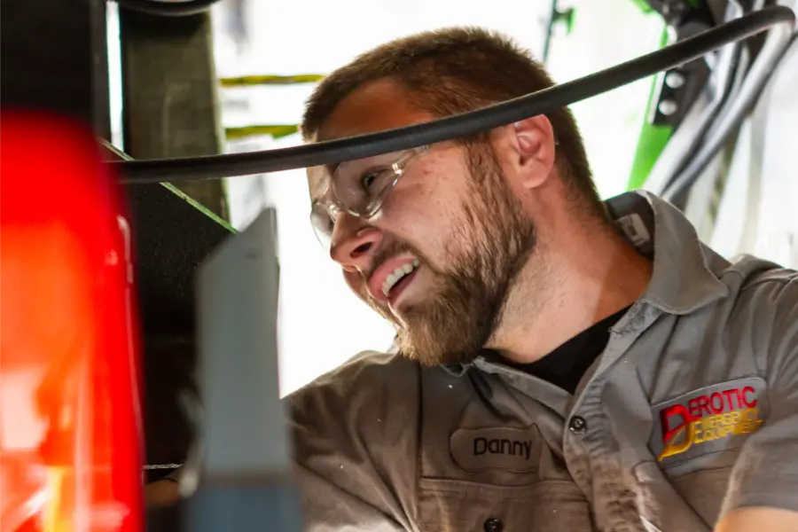 Emergency Vehicle Repair & Fleet Services in California | Derotic