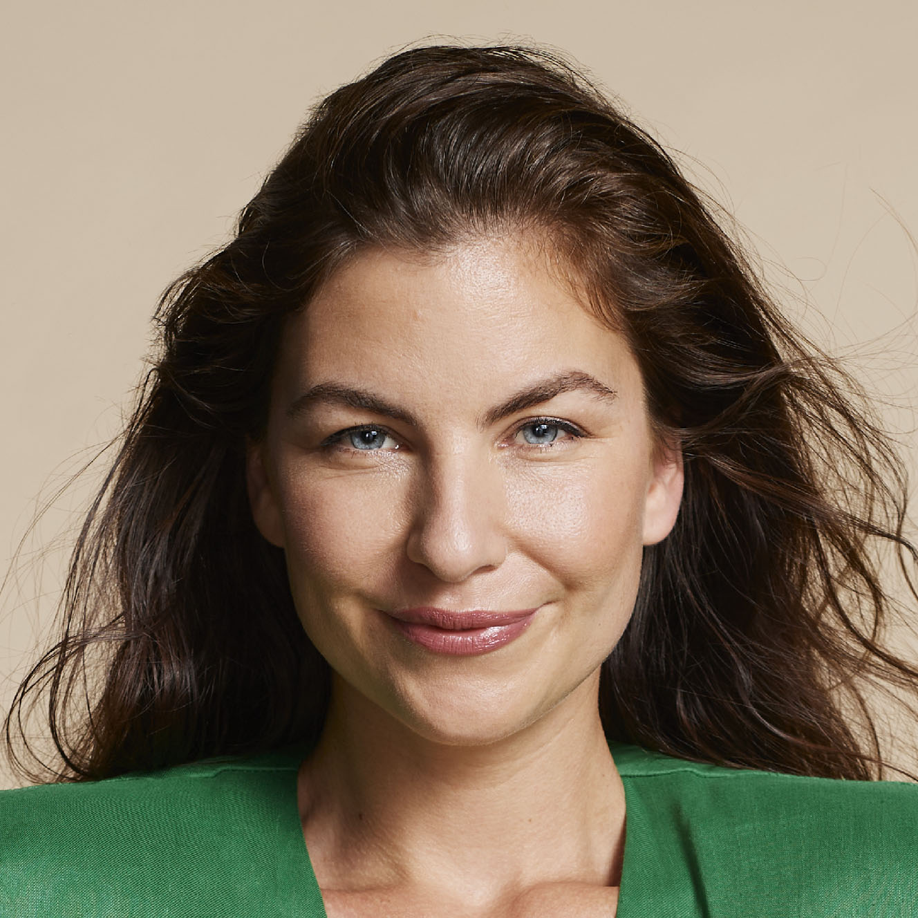 Isabella Machinè | Feminine Energetics & Business Coach