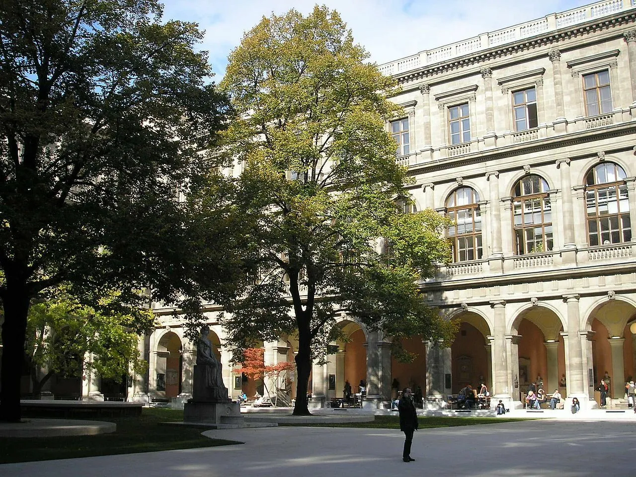 Education in Vienna: costs and conditions in 2023