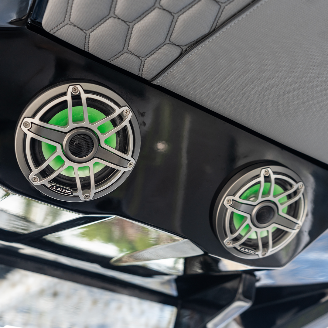 AMP 333 | Luxury Center Console