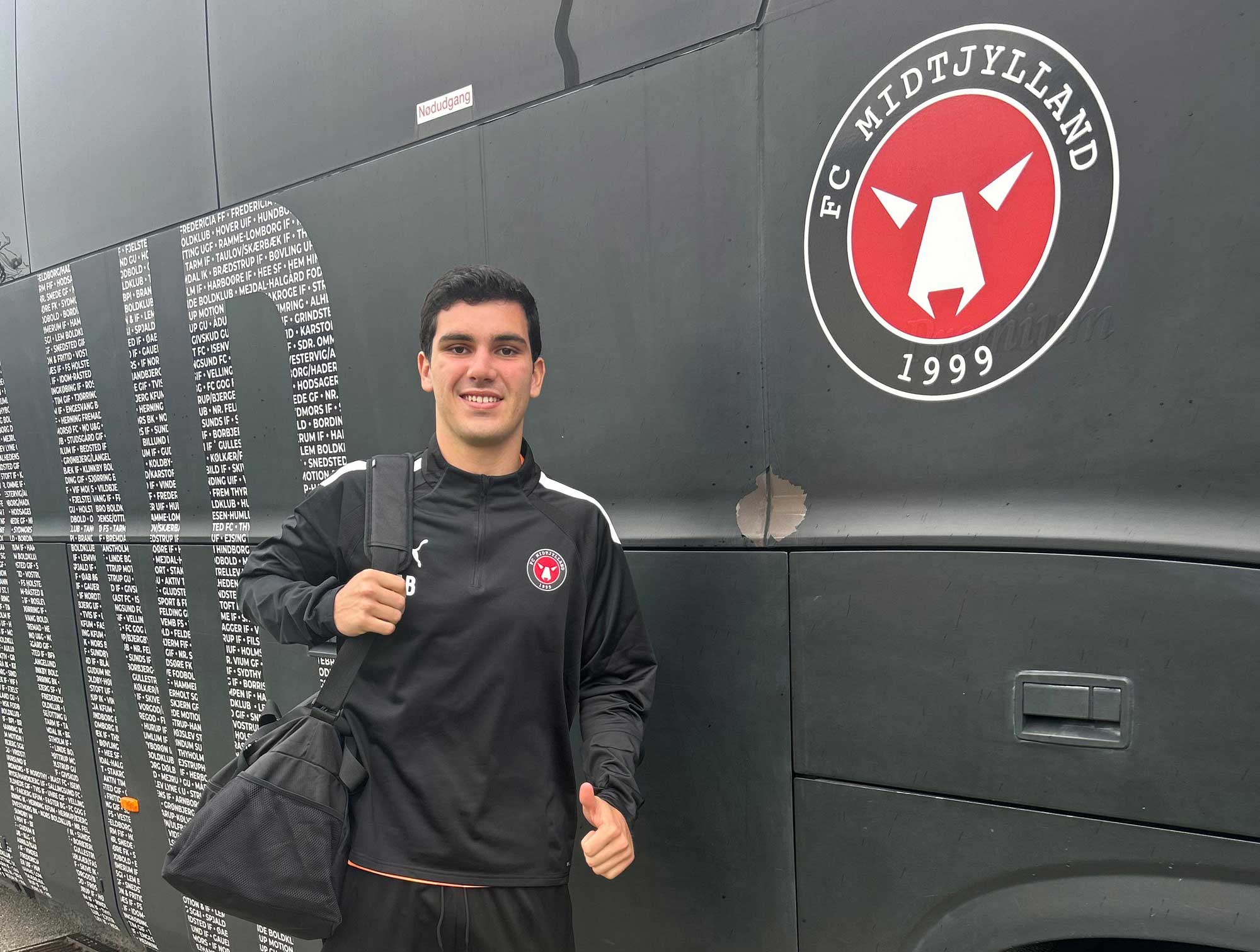 Así vive Abraham Madriz su prueba con el FC Midtjylland - Deportivo ...