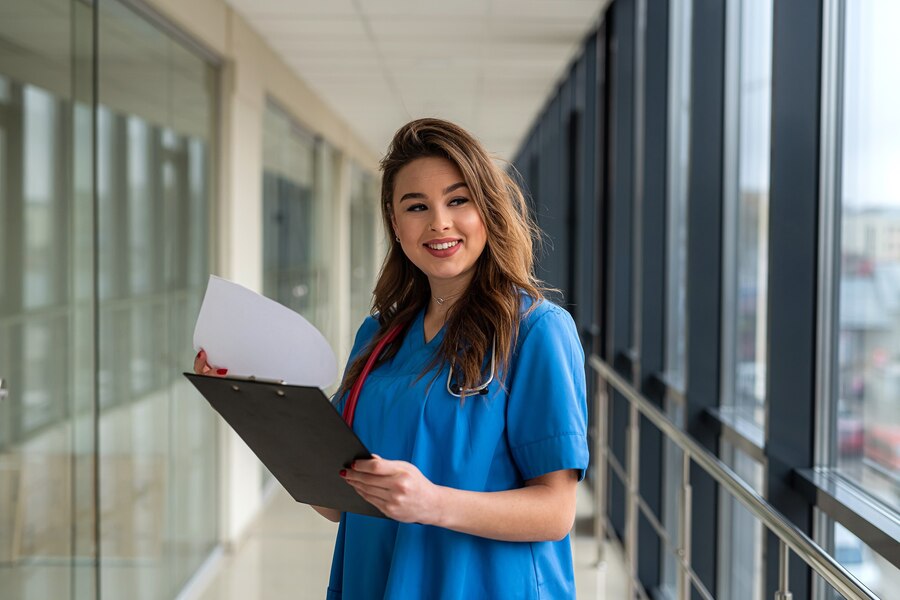 Sairaanhoitajaopiskelijan CV - opas erinomaisen ansioluettelon kirjoittamiseen