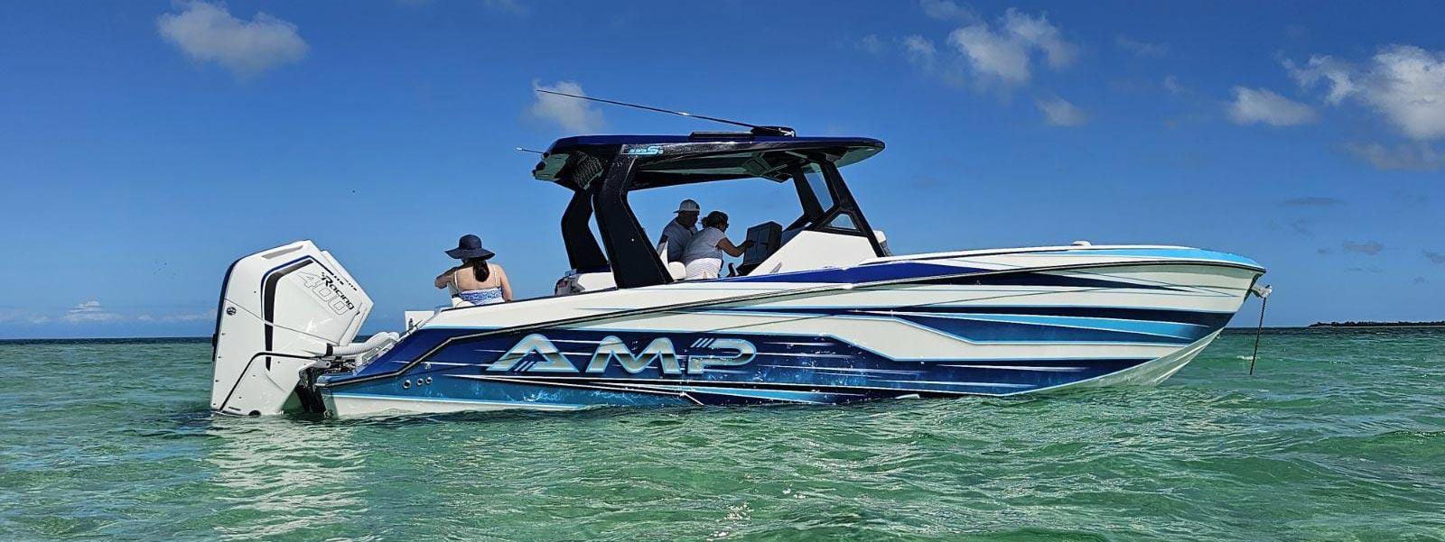 AMP 333 Powerboat: Sailing into Luxury at 87.7 MPH