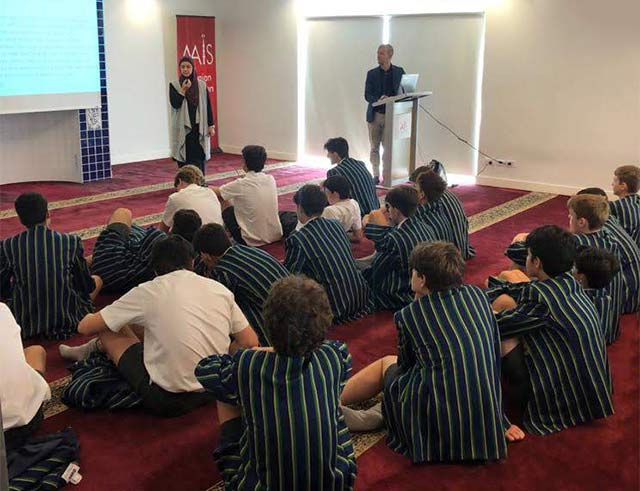 AAIS - School and Group Tours