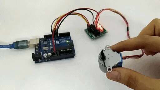Voltaat Learn - Control stepper motor with Arduino Voltaat Learn - Control stepper motor with Arduino