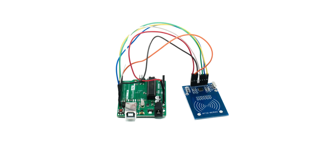 Voltaat Learn - Pass Through Secure Gate with RFID Reader