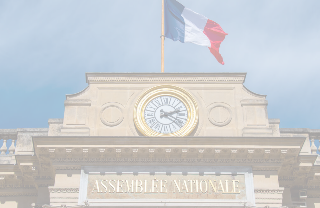 Comprendre la loi Influenceurs du 9 juin 2023 - Kolsquare