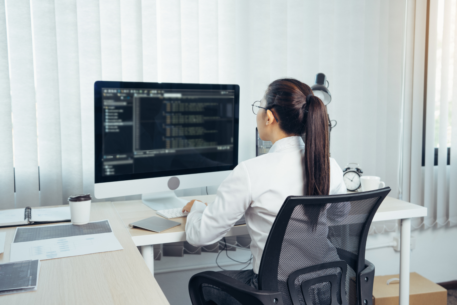5 Best Monitors for Office Work | Integr8