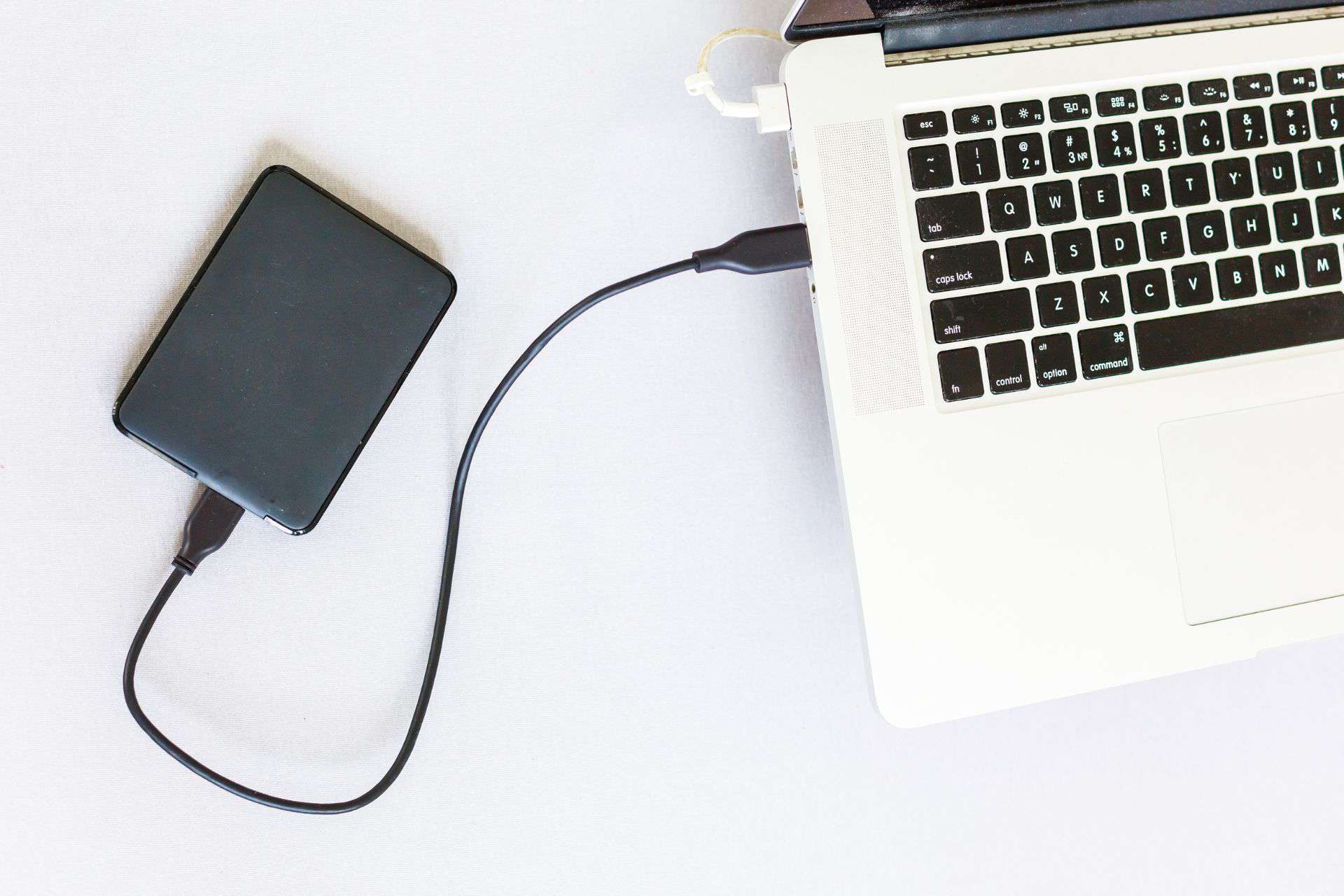 INTEGR8 - Your Guide to the Different Types of Hard Drives