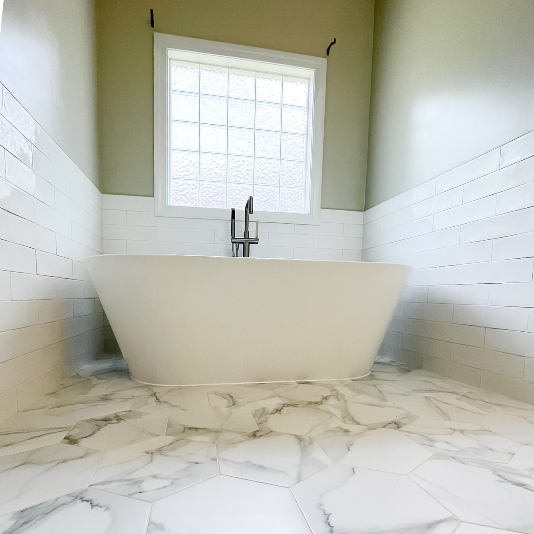Redefining luxury with premium service for over 20 years.