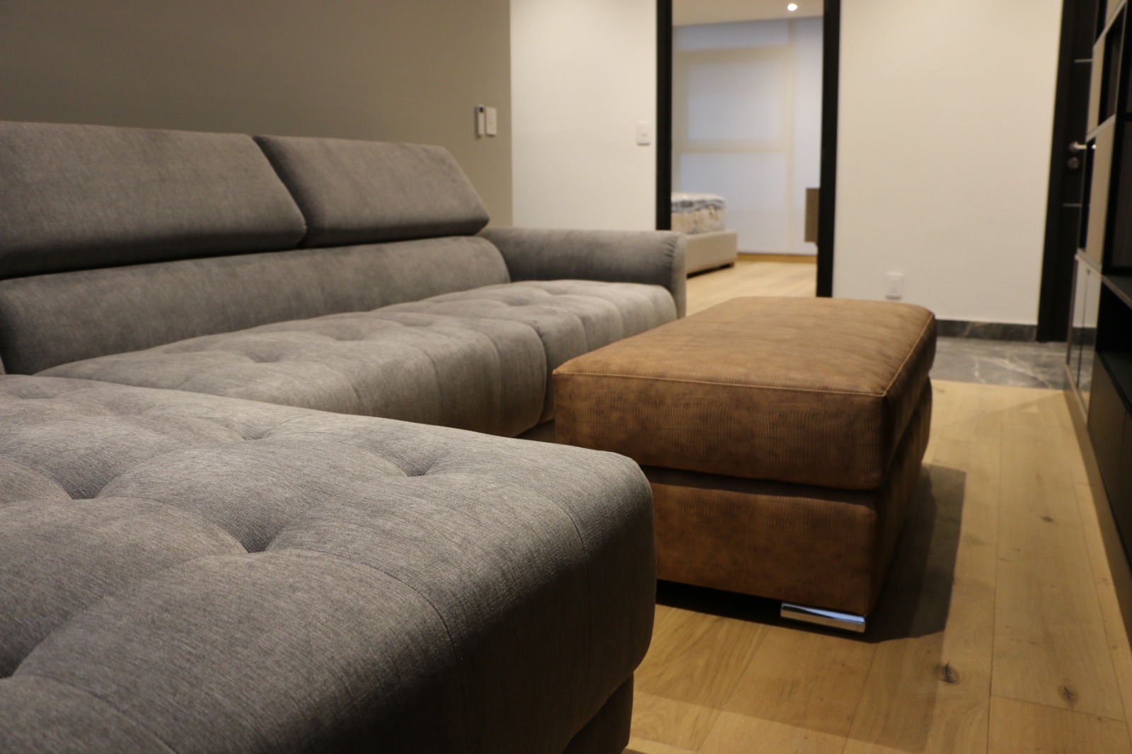 Five, Bosque Real for F. Gómez by Wishbone+Partners