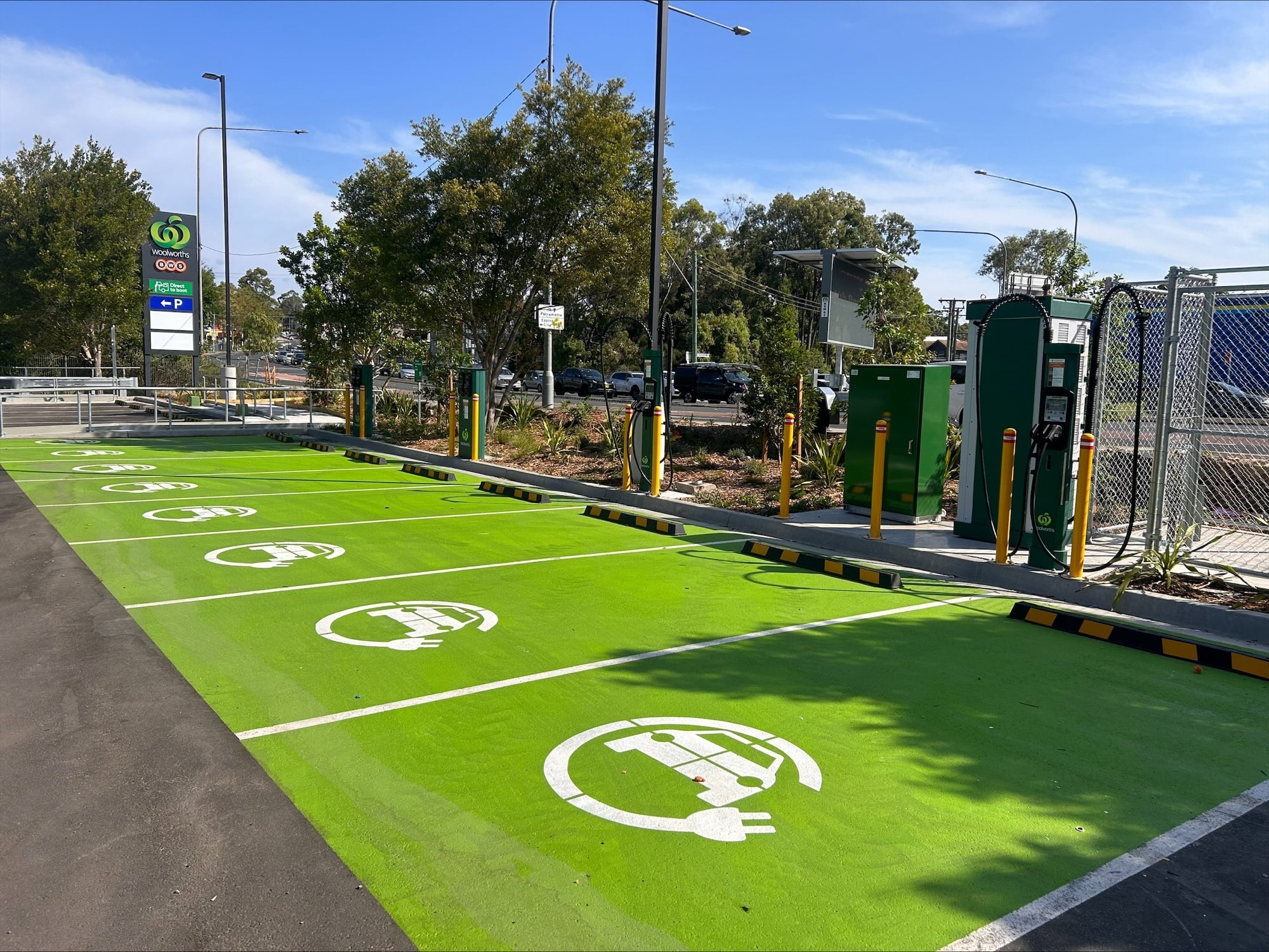 Woolies North Parramatta adds 8 charging plugs to Chargefox | Chargefox