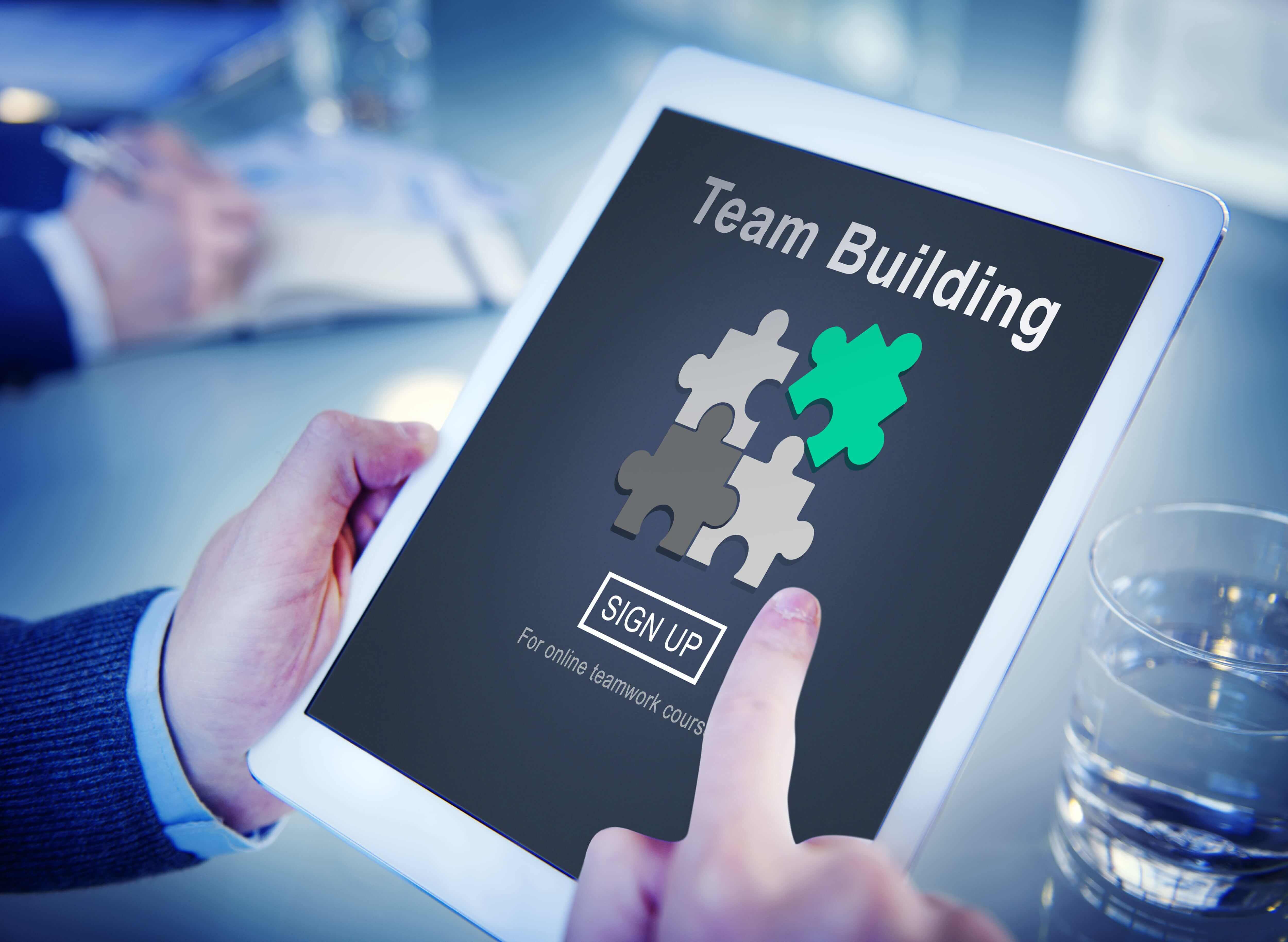 19 top team building games for remote employees - Calamari
