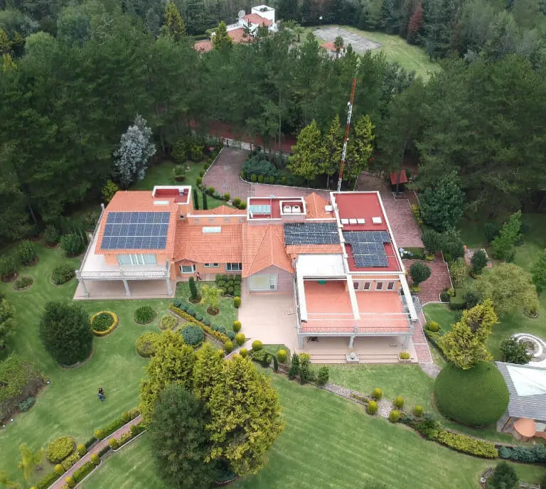 Instalación de paneles solares en México | Niko Energy