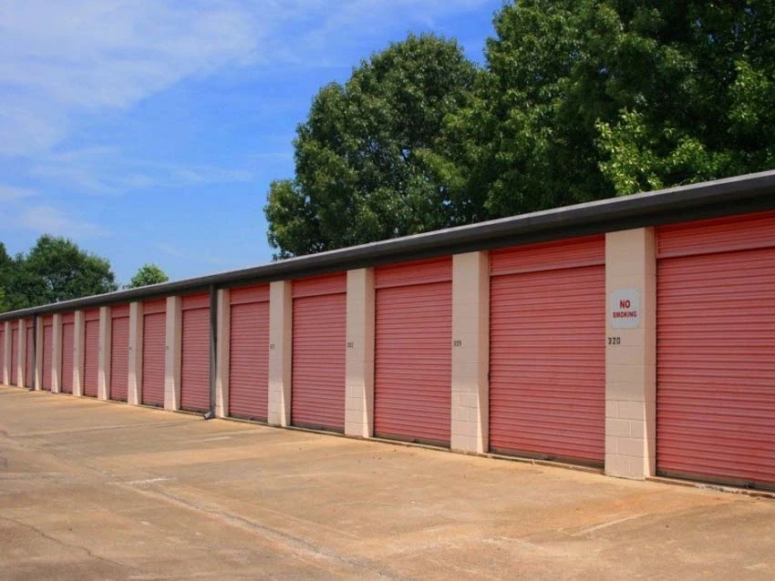 Self Storage Units In Georgia | Universal Storage Group