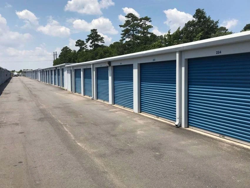 Self Storage Units In Virginia | Universal Storage Group