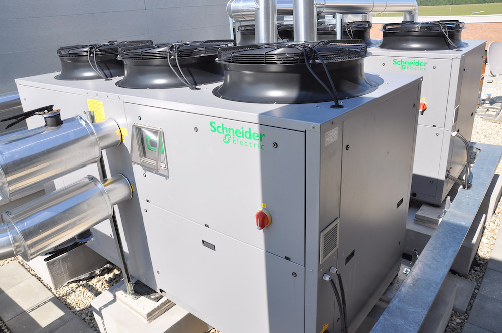 Schneider Electric Uniflair – Reynolds Kft.