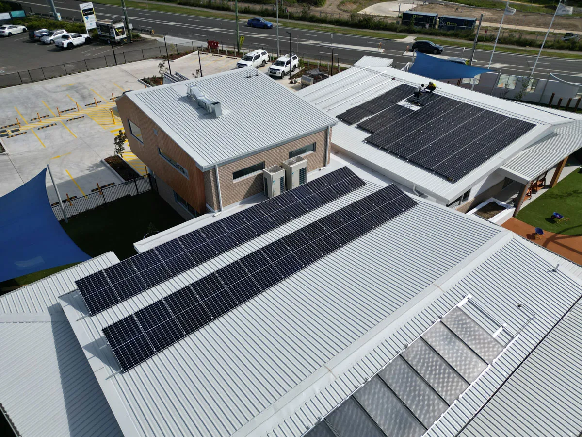 Commercial Solar and Batteries Sydney | Instant Solar