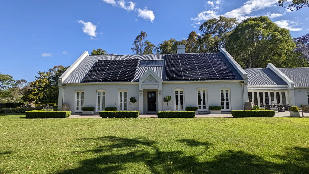 About Us | Instant Solar