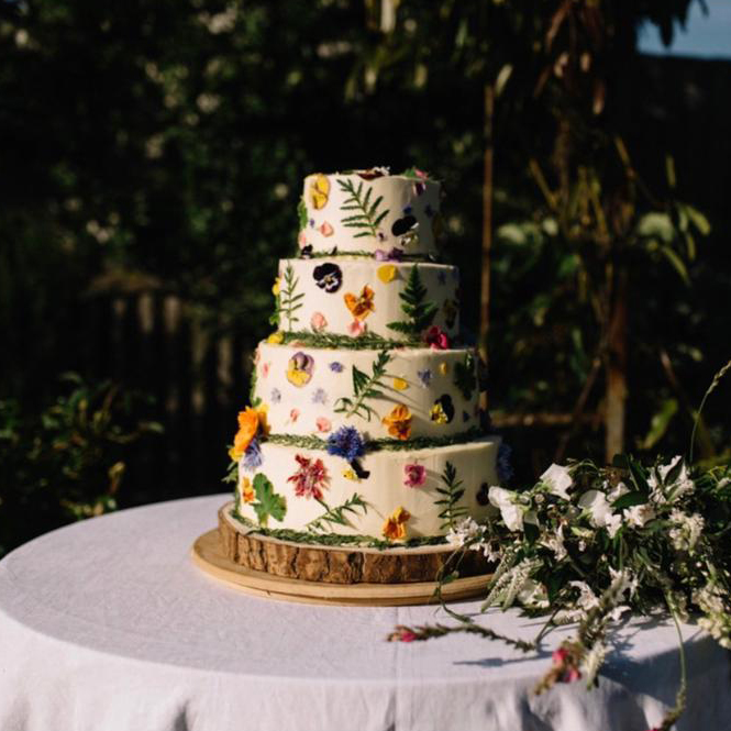 Luxury Bespoke Cakes in Suffolk | Mili Mendez - Artisan Cake Design