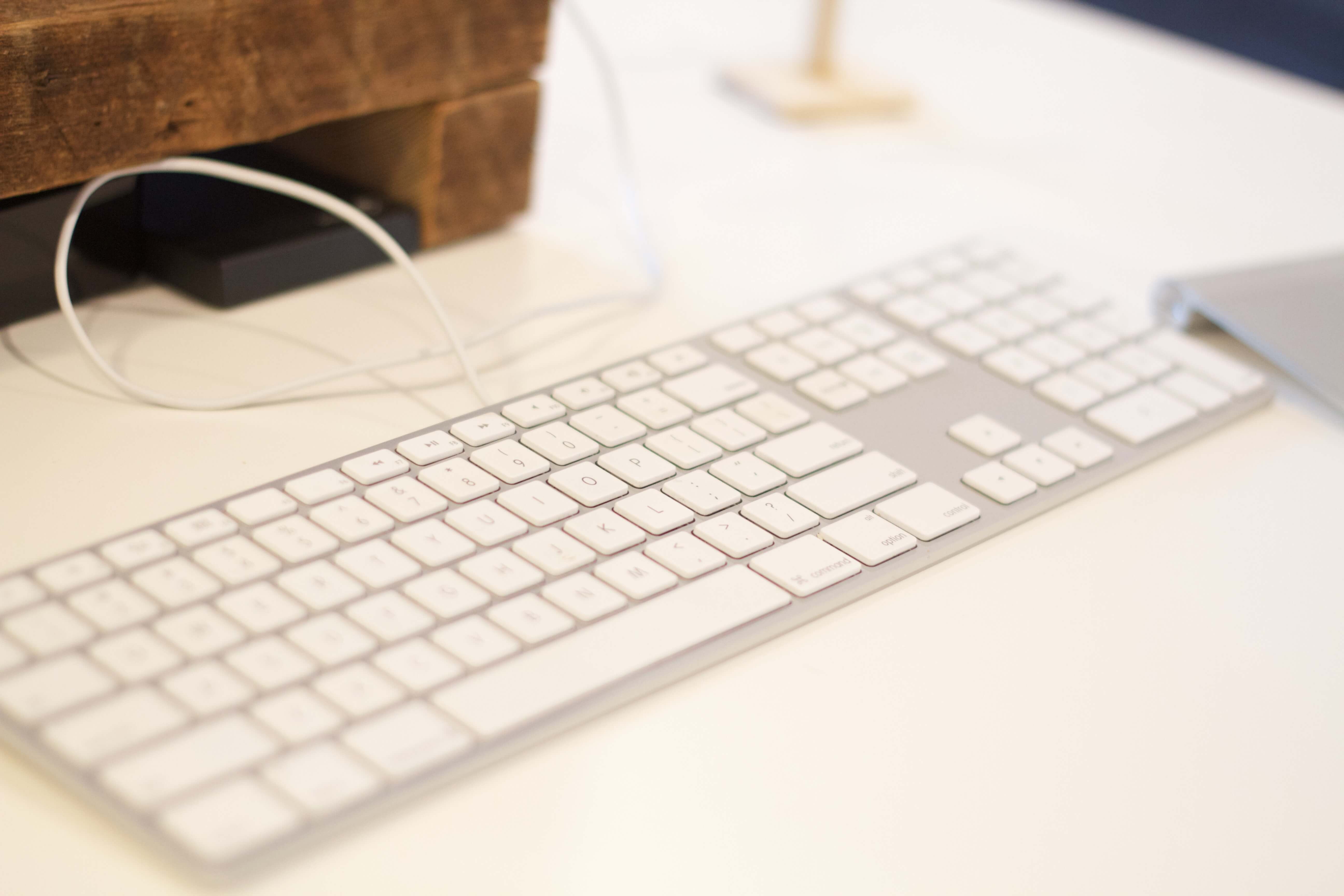 My 9 Favorite Home Office Accessories | TeamGantt Blog