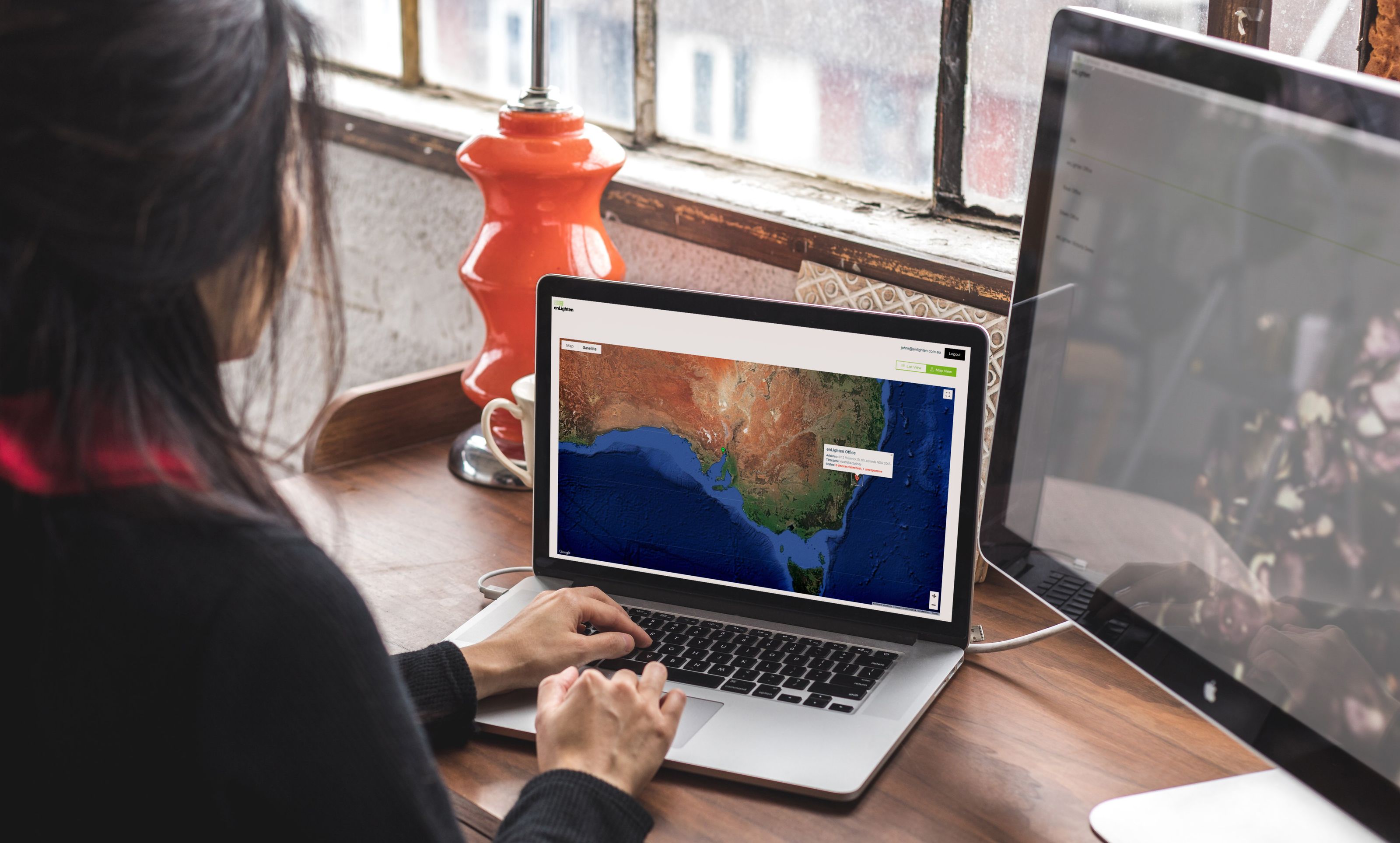 enLink - Safe, Connected, Simple.