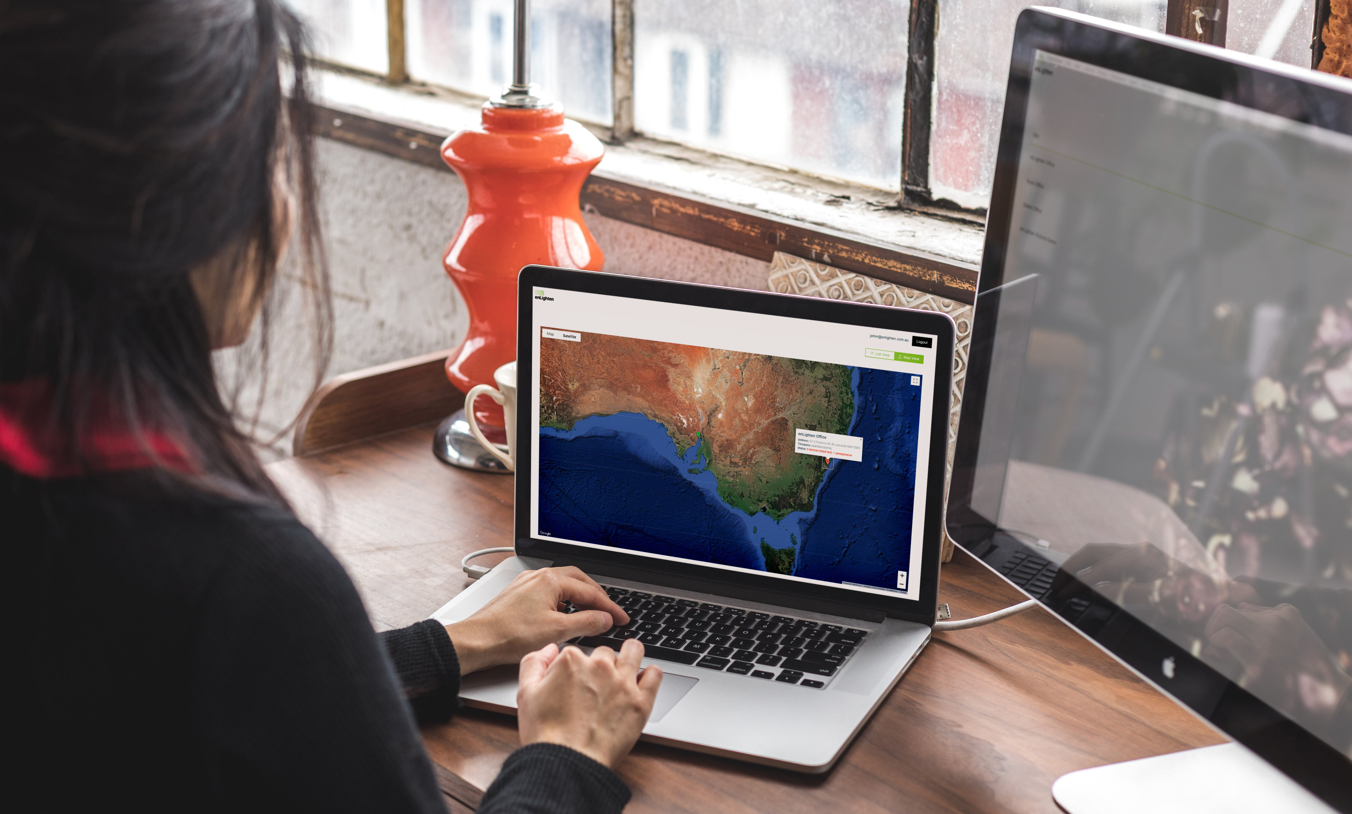 enLink - Safe, Connected, Simple.