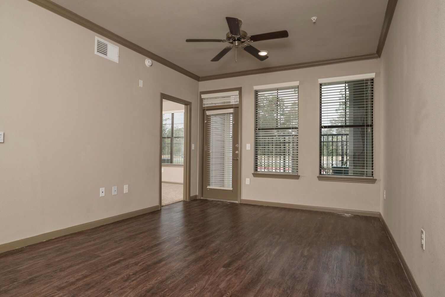 Luxury Affordable Senior Apartment Humble - Humble Apartment for Rent ...