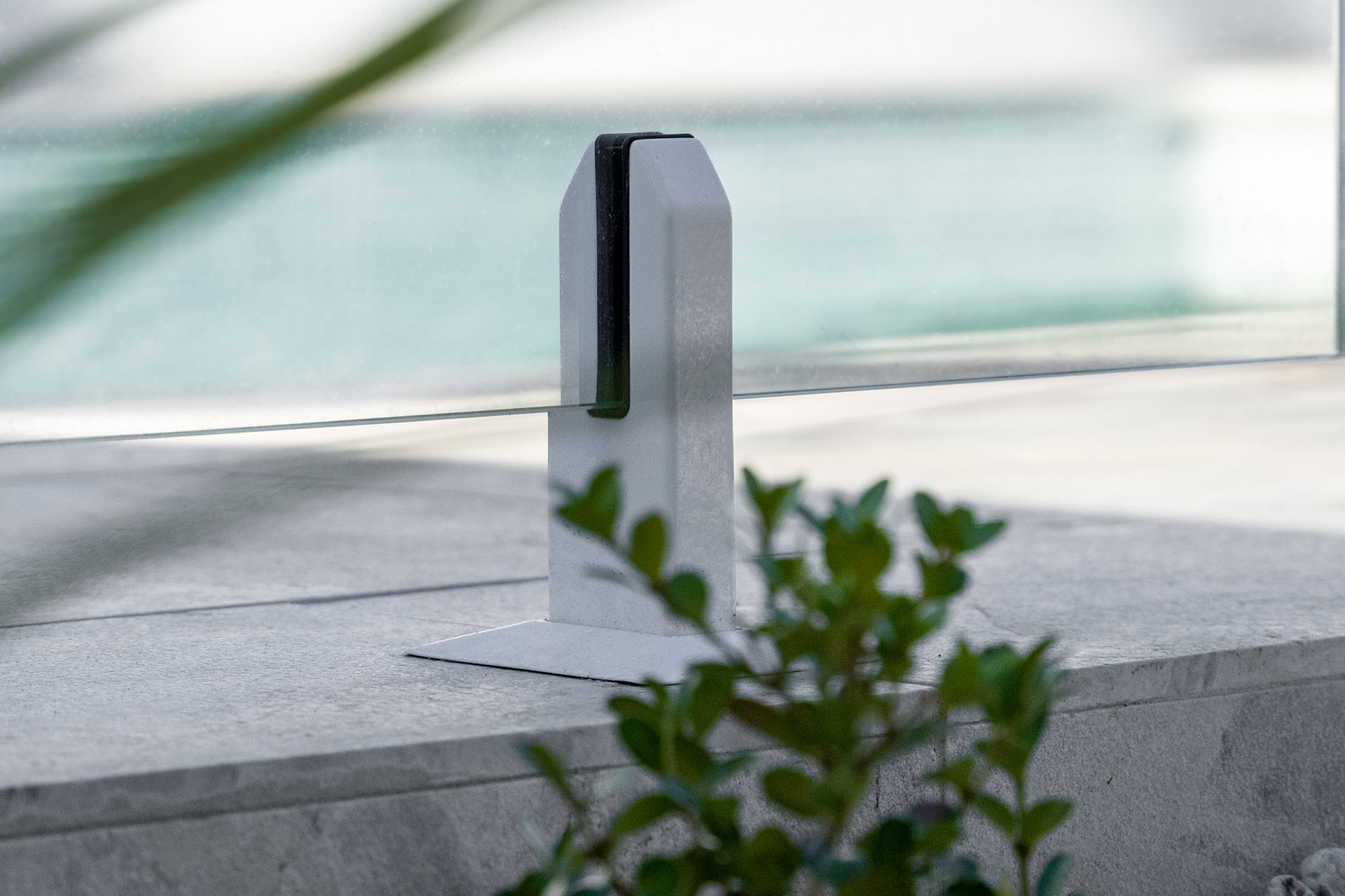 White Slimline Spigot | Non-conductive Spigots PTY LTD