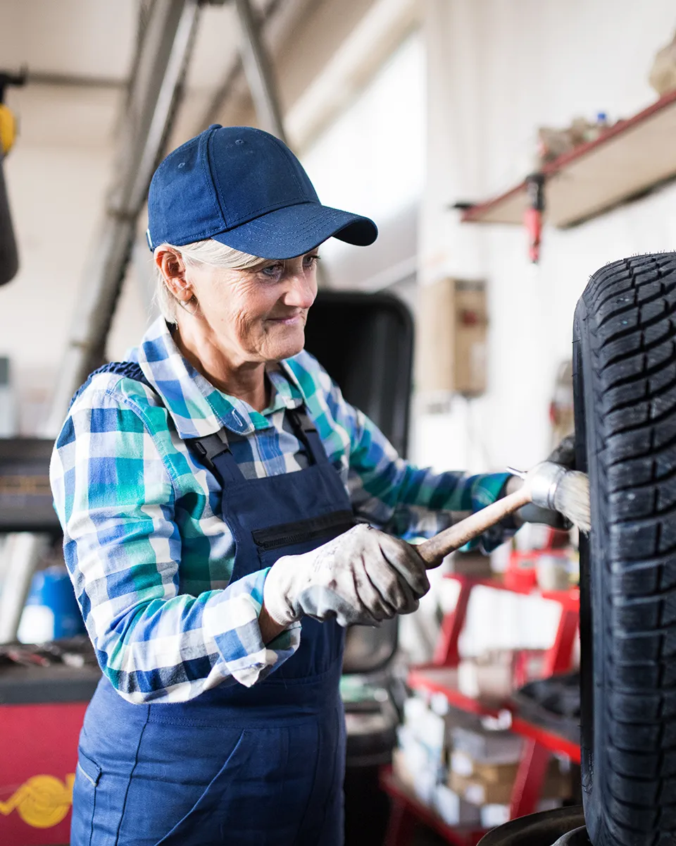 Holo Alert | Canada's Trusted Mobile Medical Alert System