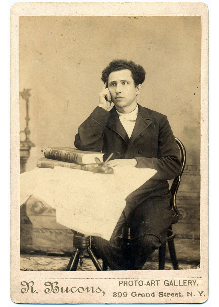 Di Goldene Land: Yiddish Songs of the American Dream and a Bitter Reality