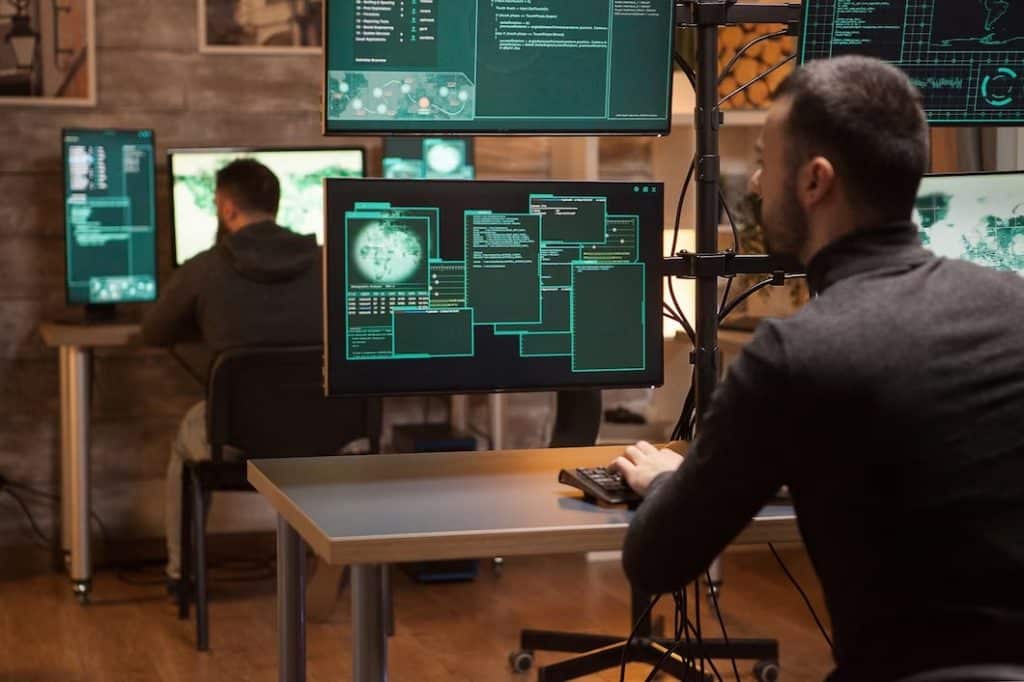 Cyber Security Analyst Resume: Complete Guide Cyber Security Analyst Resume: Complete Guide