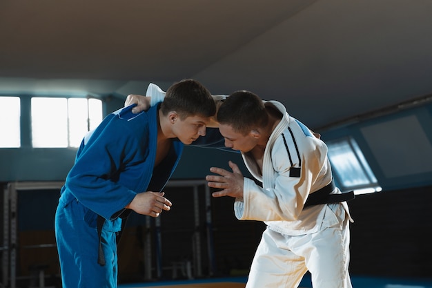 Master Your Judo Coach Cover Letter: Winning Templates and Writing Tips