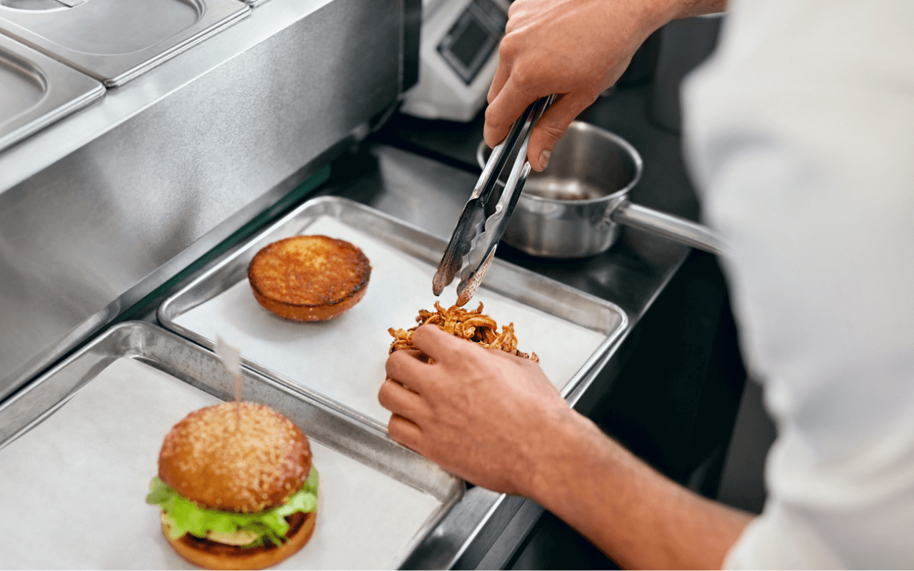 Resume for Burger King | Resume Ideas, Examples & Tips to Apply to ...