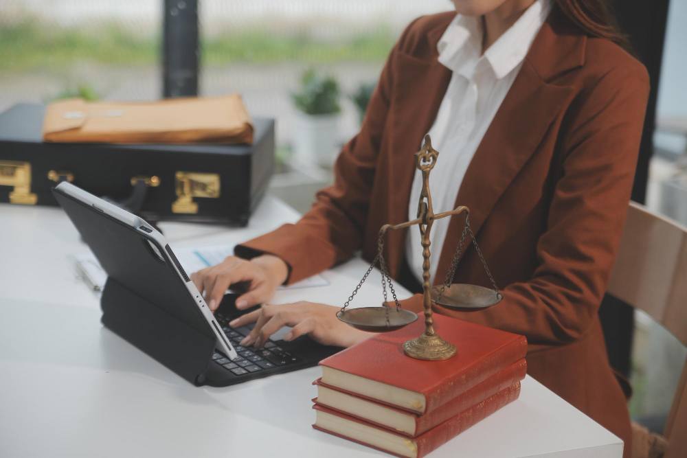 Legal Assistant Cover Letter | Write A Winning Letter From Zero