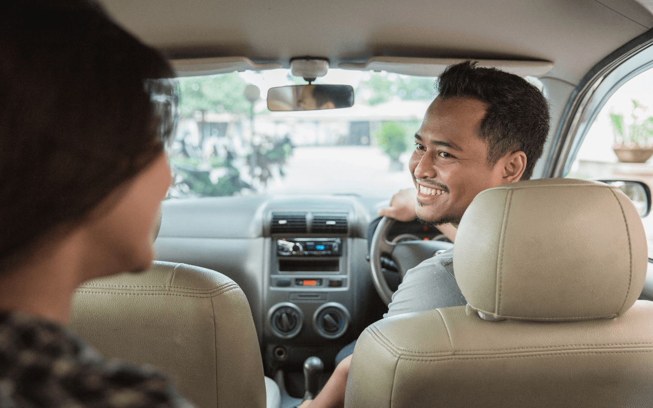 Uber Driver Resume Example | Writing Guide for Your CV