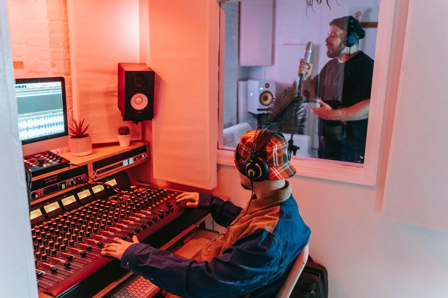 Sound Technician Resume | A Complete Guide with Examples