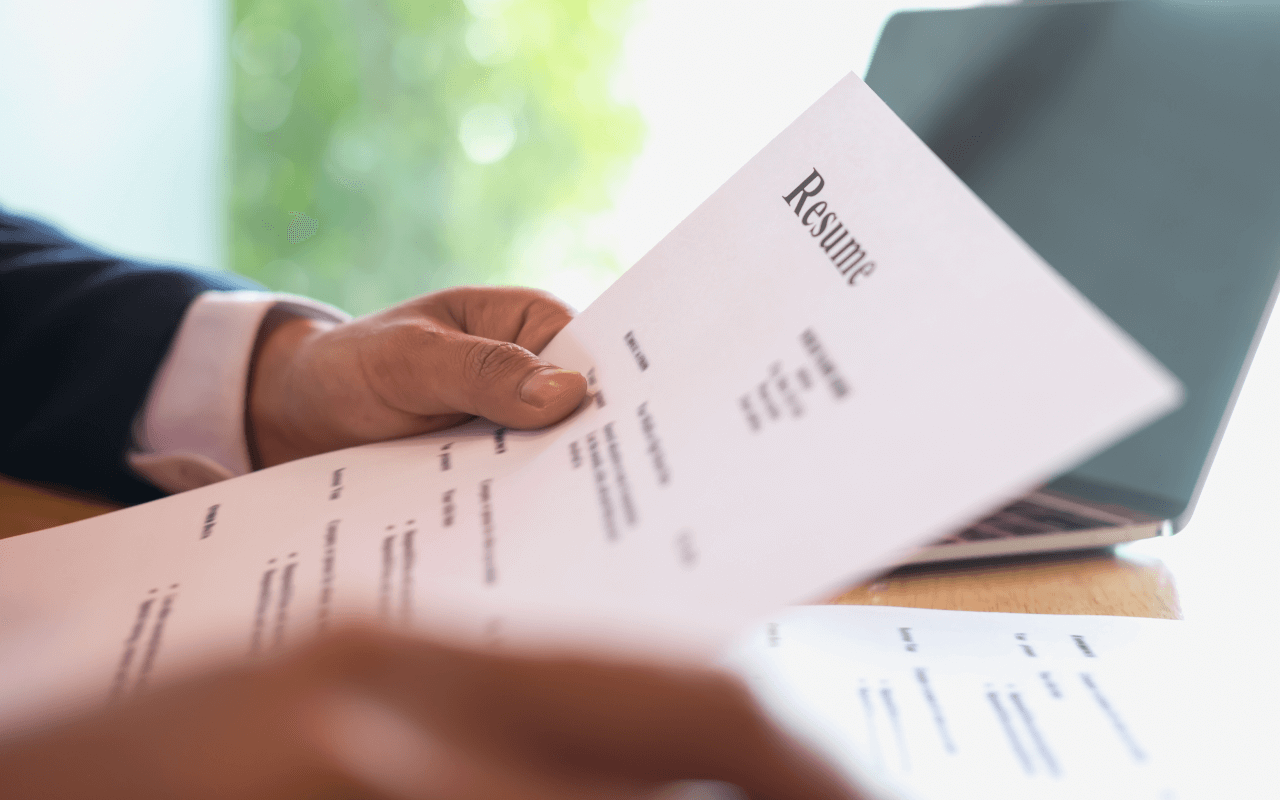Australian Resume Format: Land Your Next Job in Australia