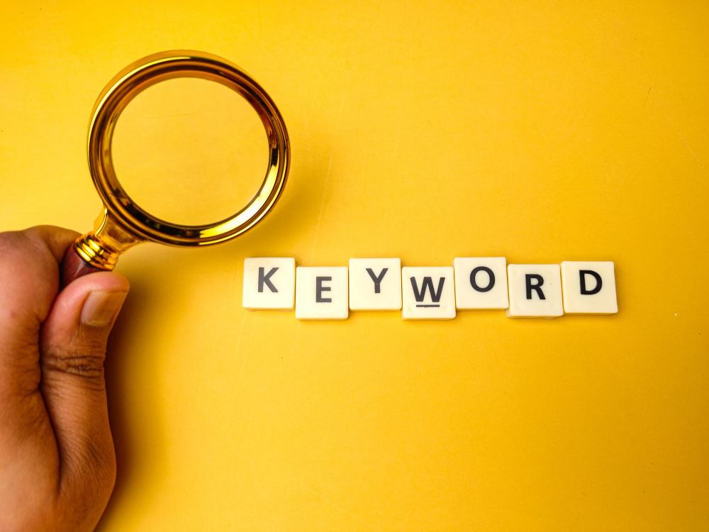 How To Use Keywords For A Resume [List By Industry + Examples]