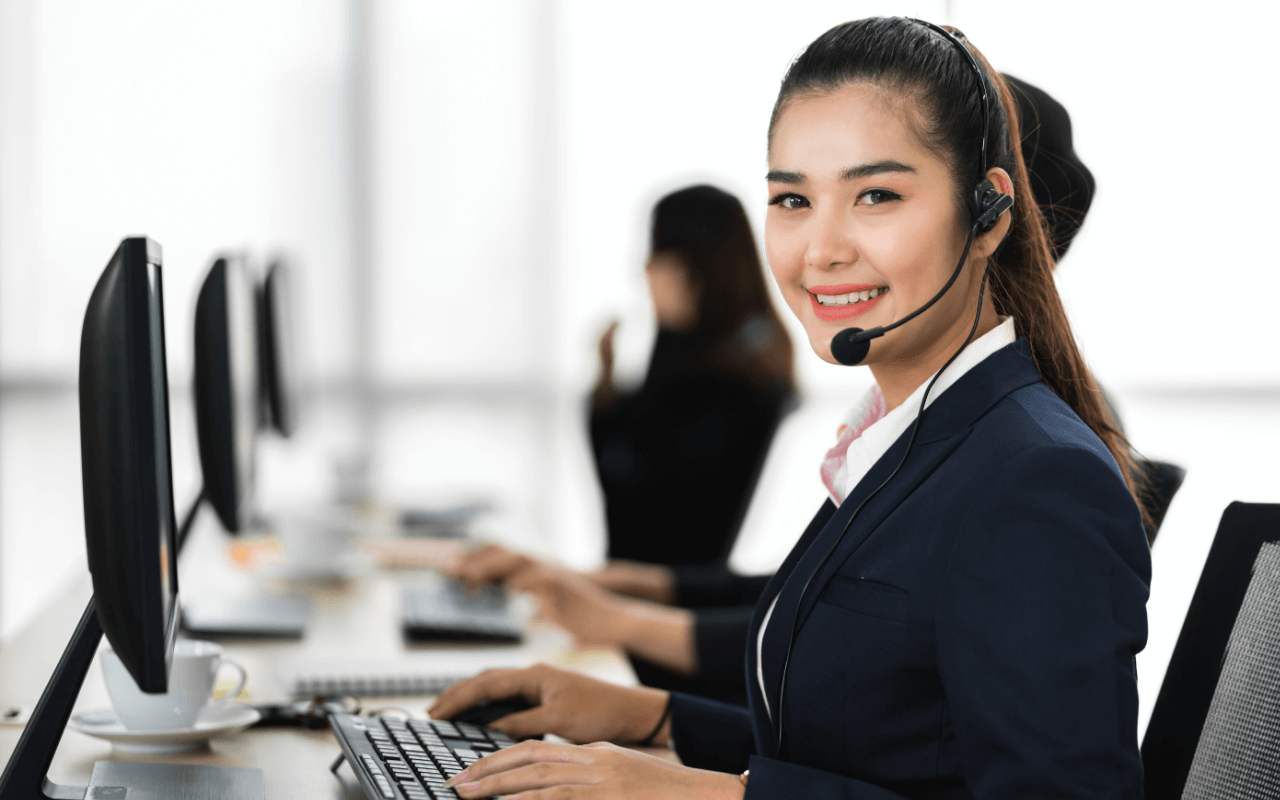 Customer Service Manager Resume: Complete Guide with Tips